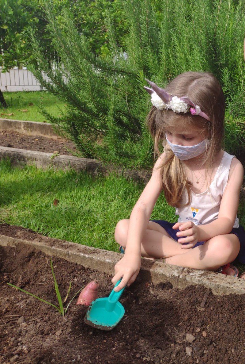 Experiência do cuidado com a natureza, consigo e com o outro marca ...